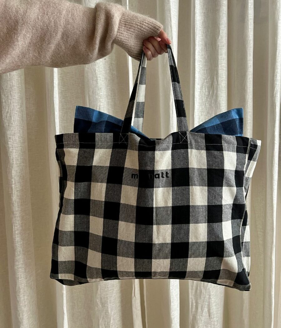 Blue checked tote bag in recycled cotton