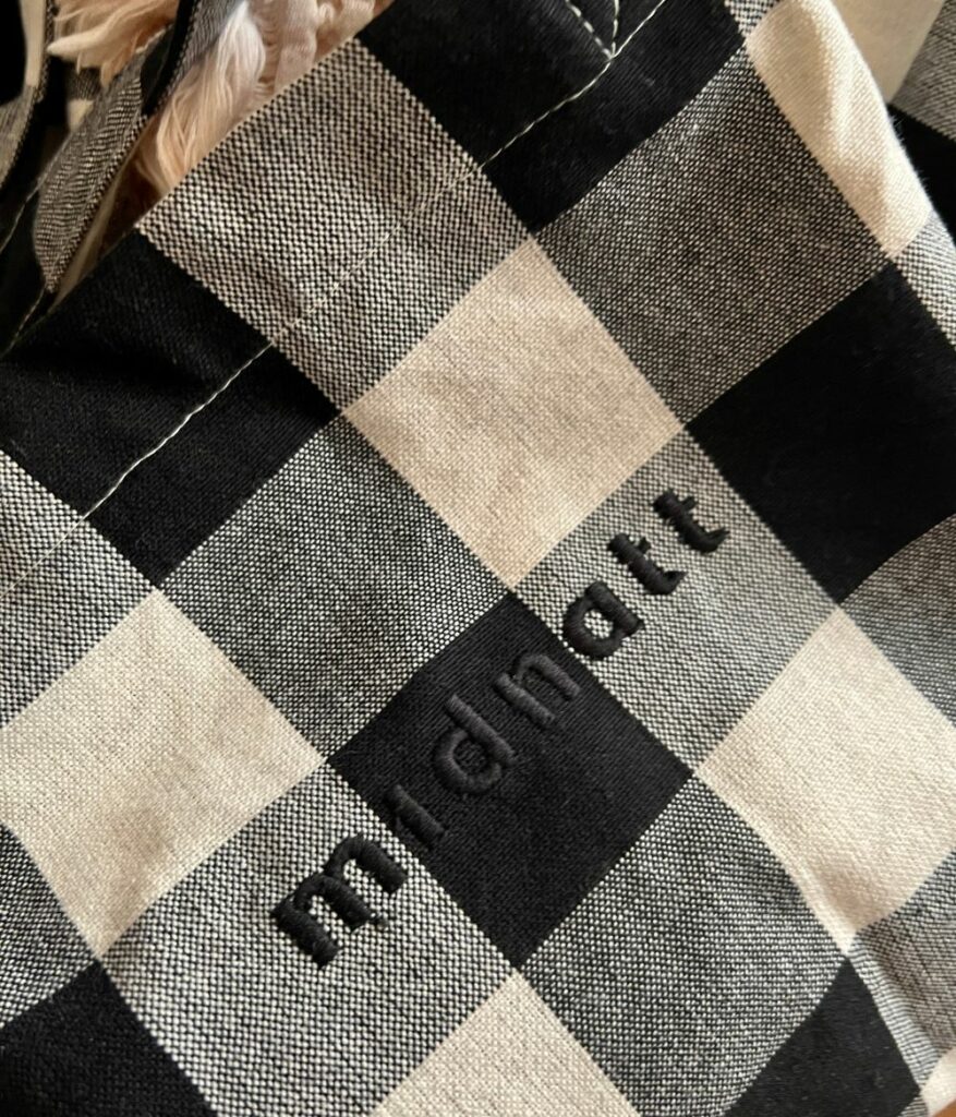 Black and white checked tote bag in recycled cotton